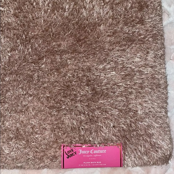 Juicy Couture | Accents | New Juicy Couture Home Ultra Fluffy Shag ...